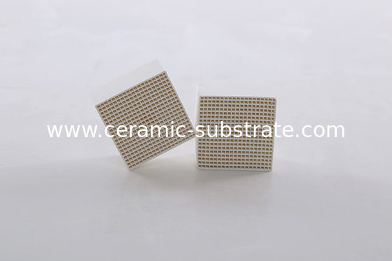 Gas Honeycomb Ceramic Monolithic Catalyst Support With 3 Way Catalytic ...
